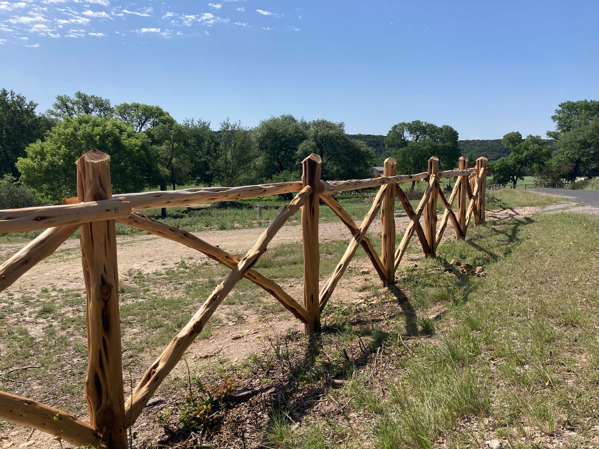 Stephens Cedar Yard - Cedar Services | Ingram, TX